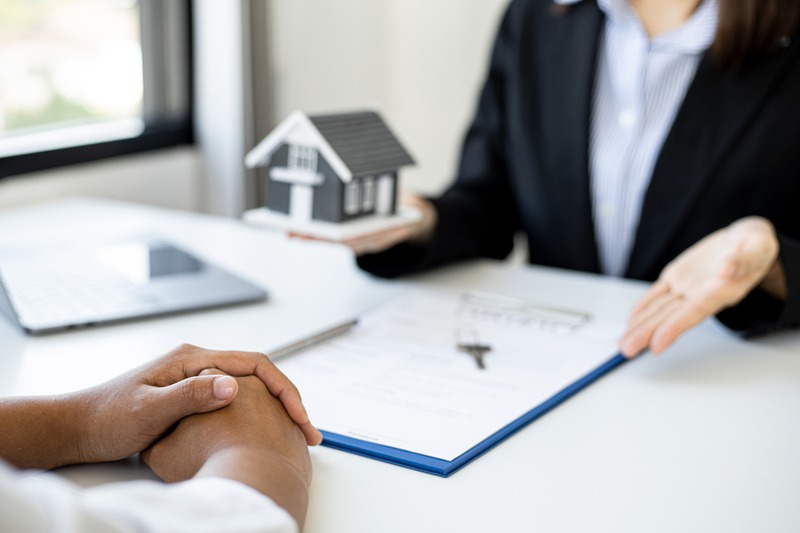 What to Do About Difficult Tenant Disputes? - Trudeau Meter